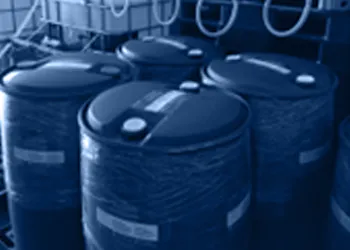 What are the risks in lifting heavy liquid containers? - SkySHEETZ